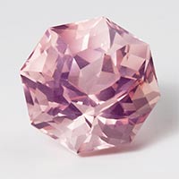 Guide to Rose Quartz - The Plumb Club