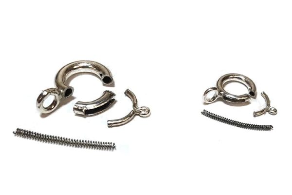Spring Ring Clasps: All You Need to Know - The Plumb Club